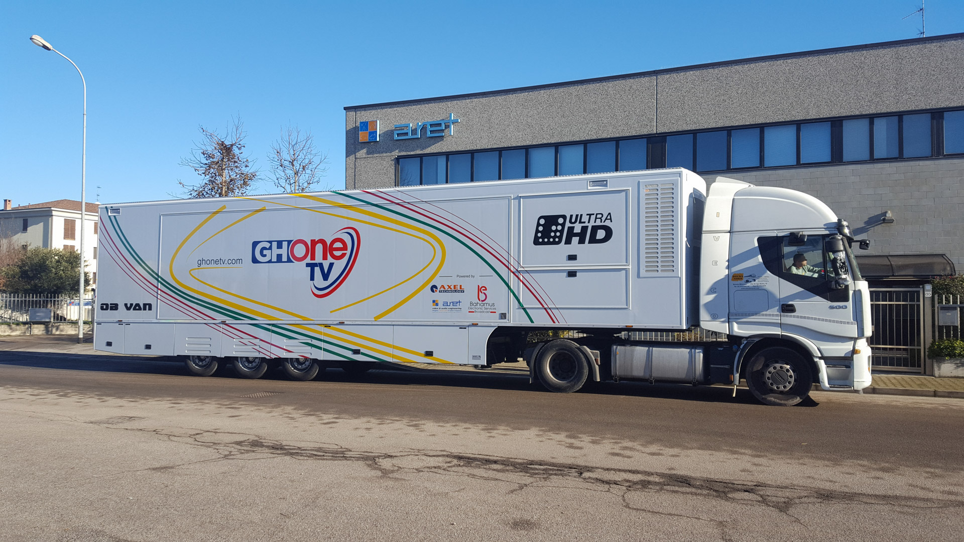 Large Ob Vans - ARET