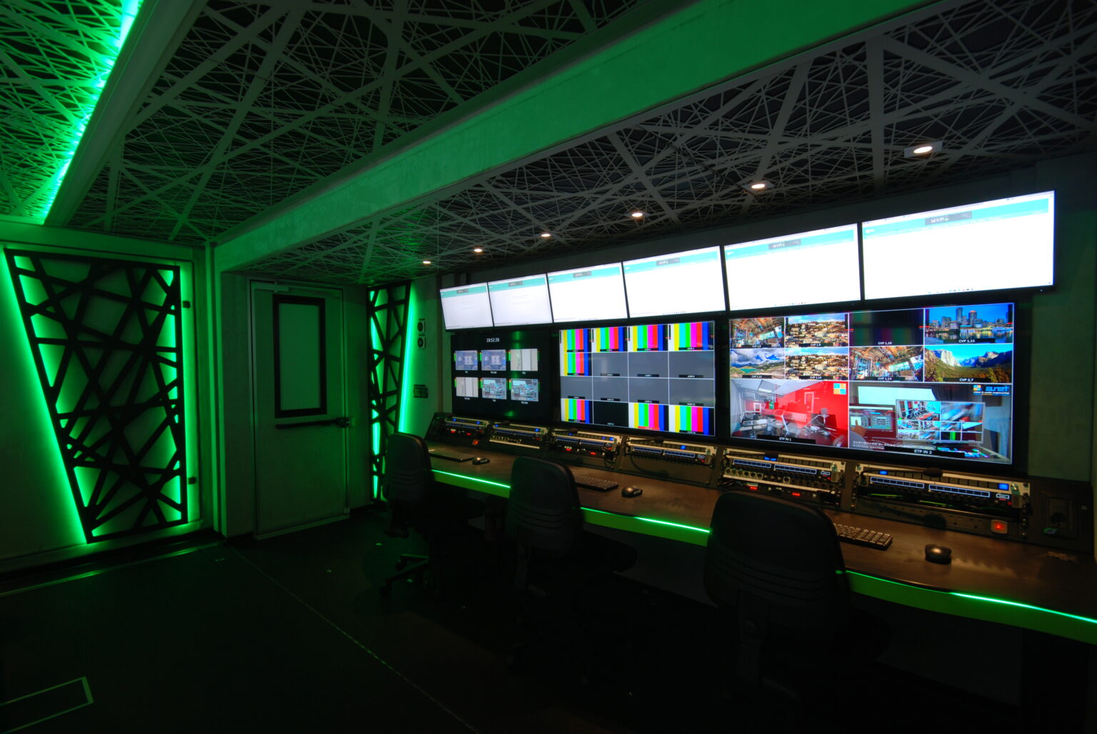The Broadcast Bridge - System Showcase: ARET 4K UHD OB For Alamiya ...